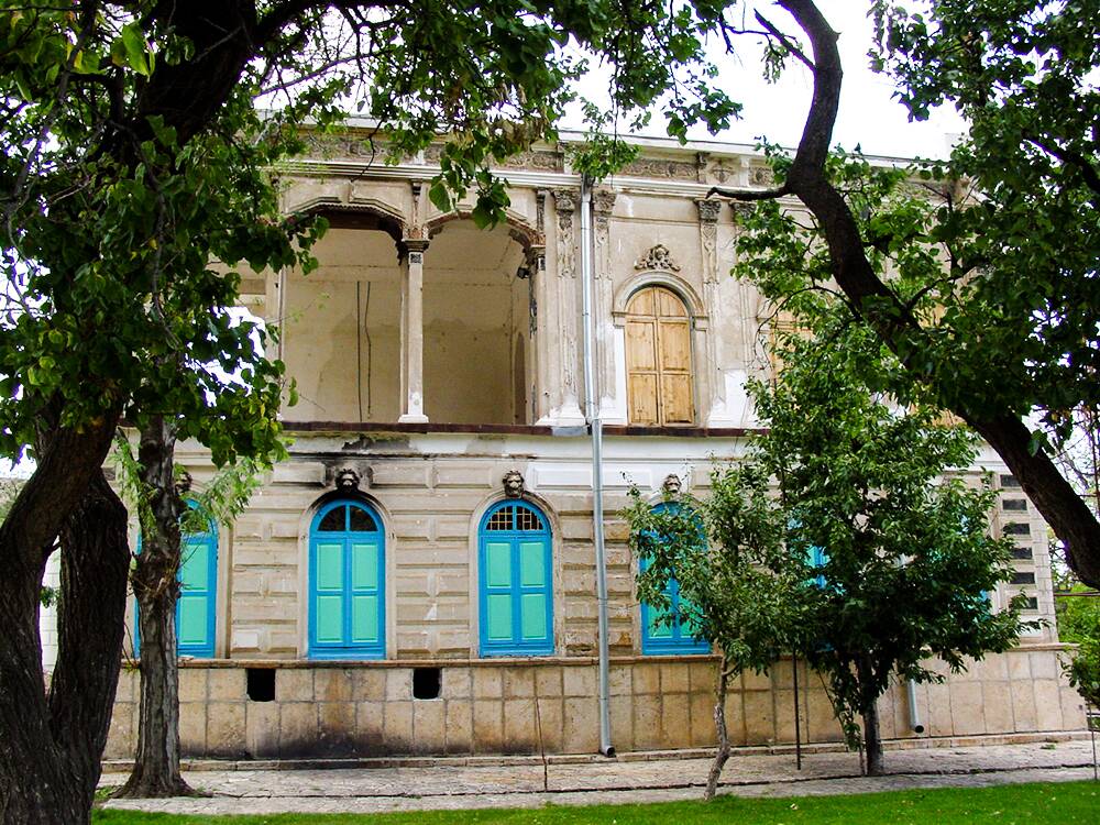 Baghche Jugh Palace | Visit iran