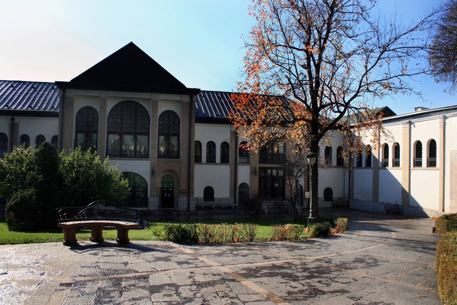 Niavaran Palace | Visit iran